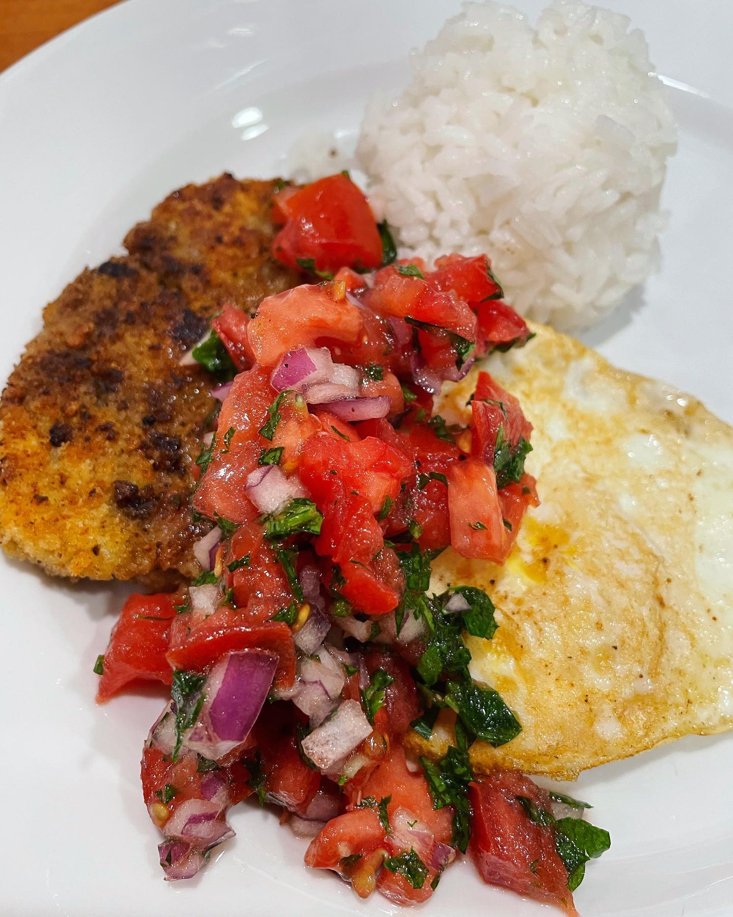 Grilled Swordfish with Mango Salsa - The Creative Eats